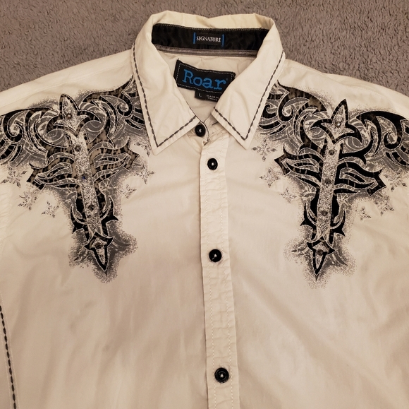 Roar Signature | Shirts | Roar Signature Button Down Shirt | Poshmark